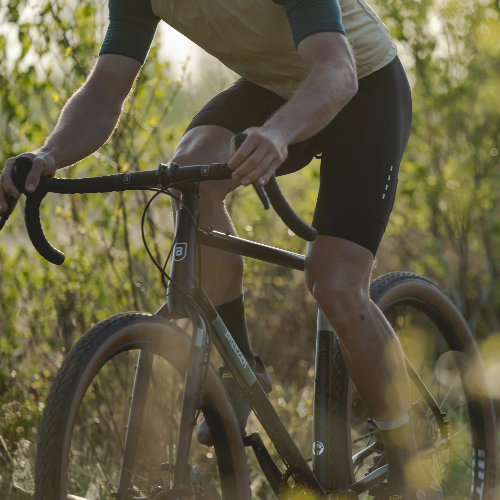 Essai d’un gravel cadre acier : le Breezer Radar X. - Quai des cycles